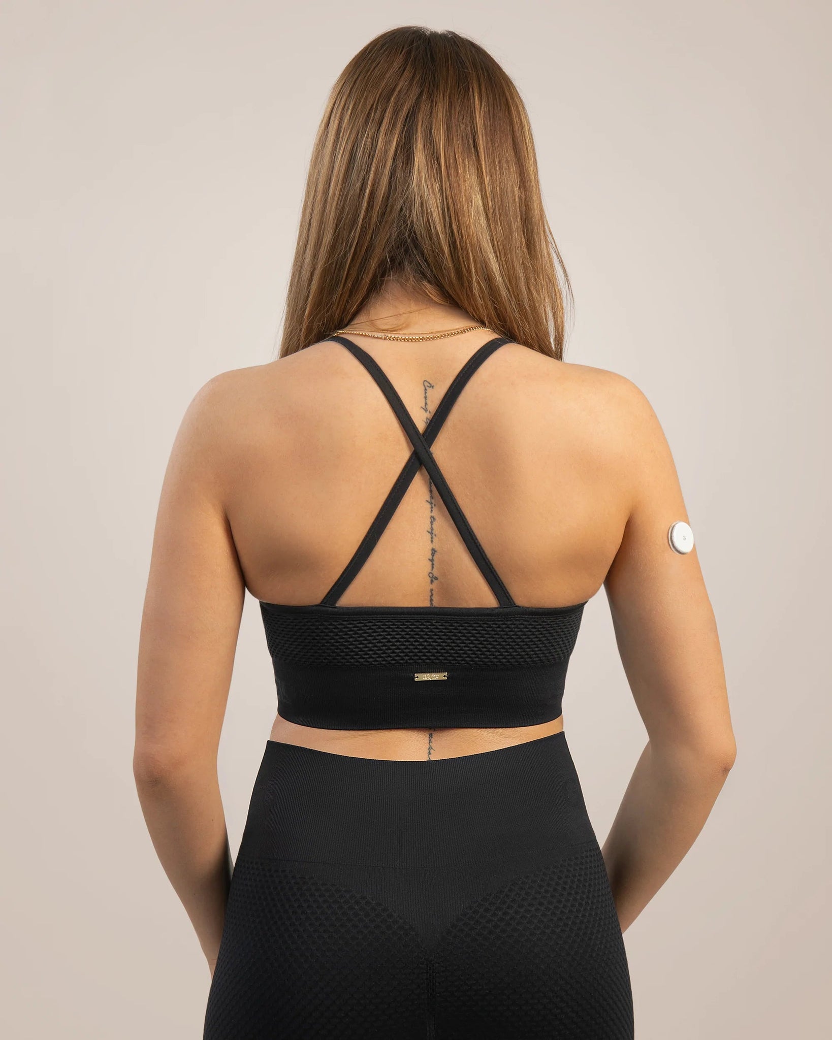 Gavelo Seamless HoneyComb Black Sports Bra - Urban Gym Wear